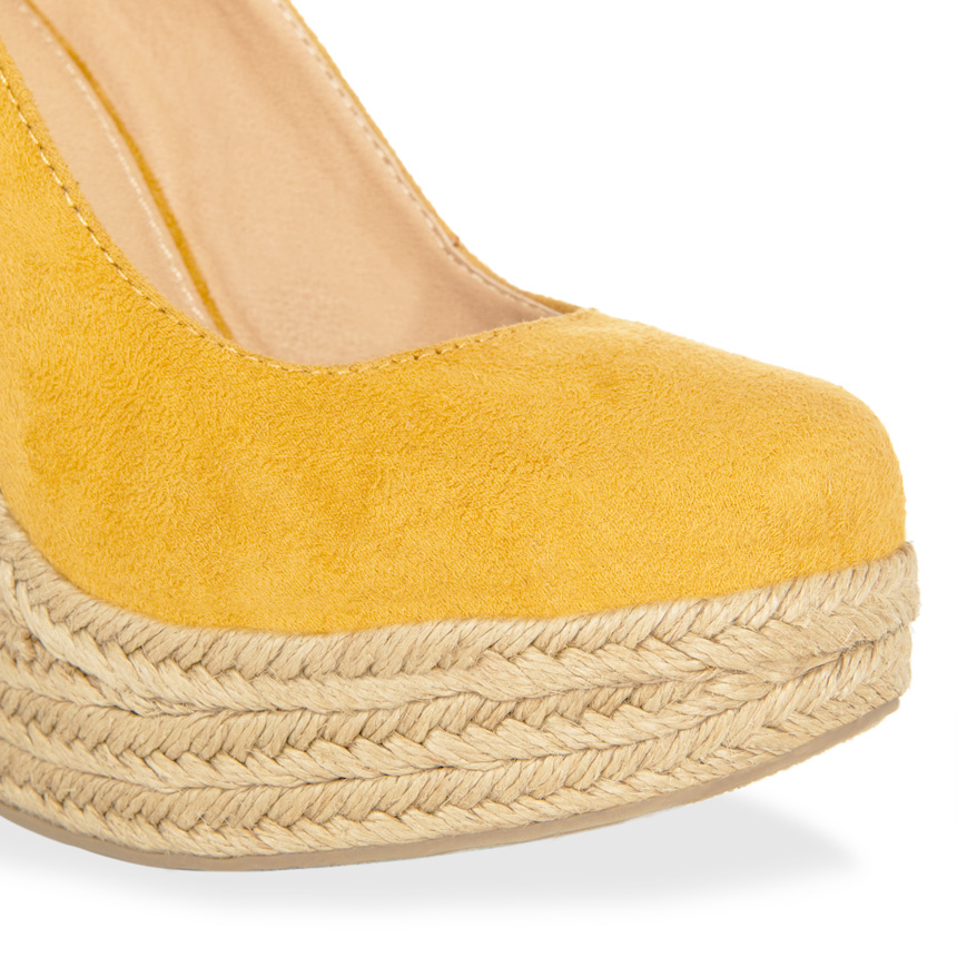 Izzy Shoes in Izzy - Get great deals at JustFab