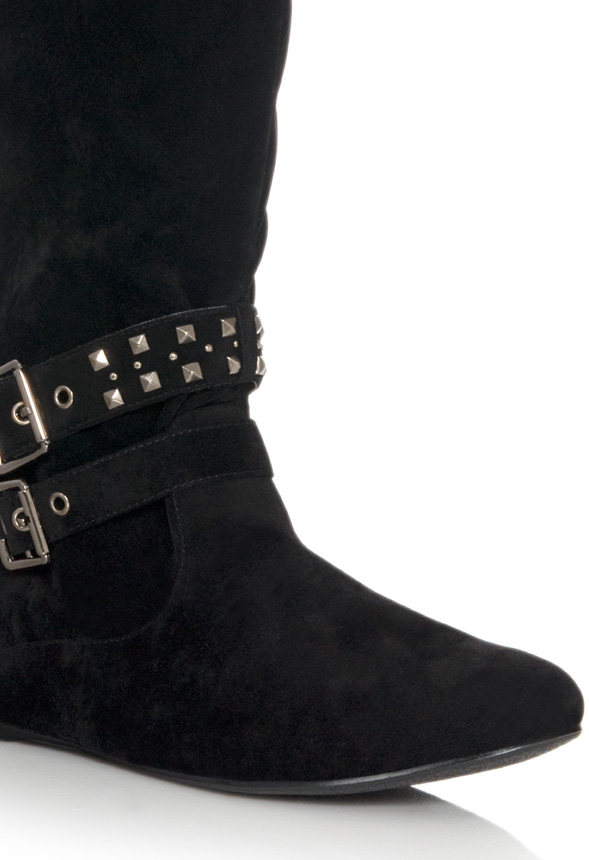 Leona Shoes in Leona - Get great deals at JustFab