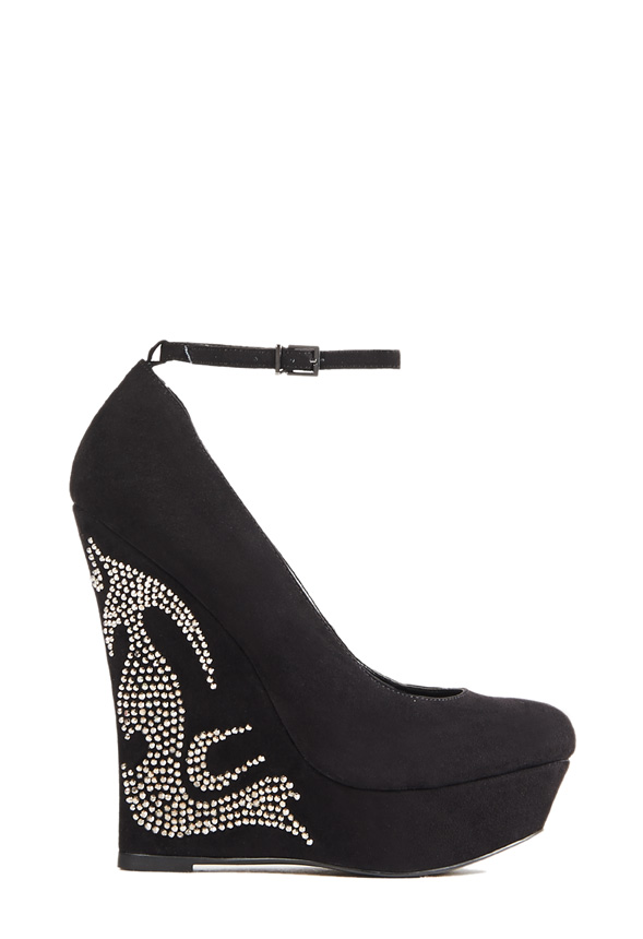 Raye Shoes in Raye - Get great deals at JustFab