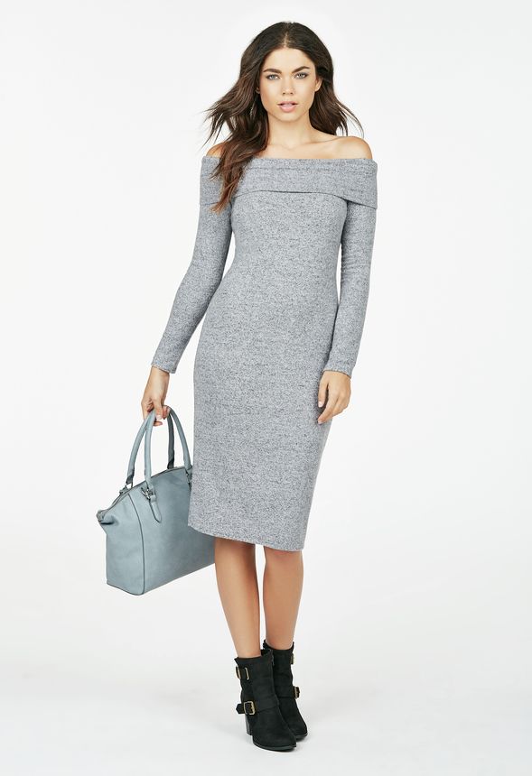 Off The Shoulder Showed Her Outfit Bundle in Off The Shoulder Showed ...